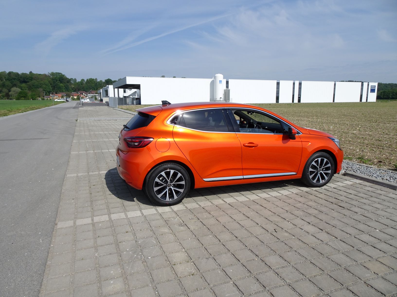 Bilder In orange - Renault Clio 5 Forum